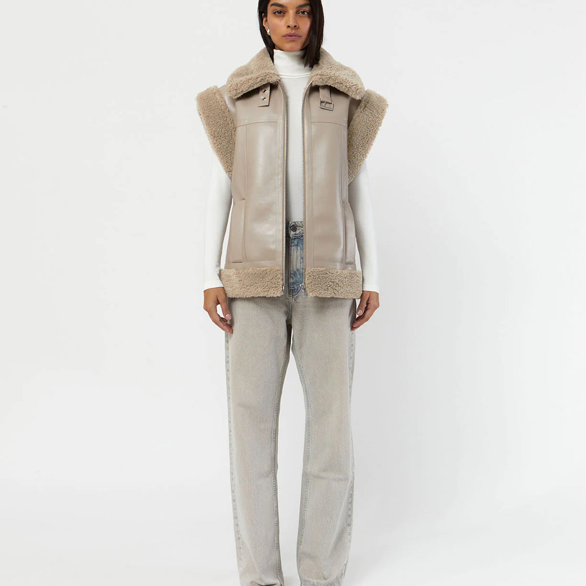 Jay Vest – Luxe Society Active